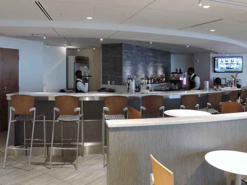 Lounge Review: The Club at ATL - ATL - LoungeReview.com