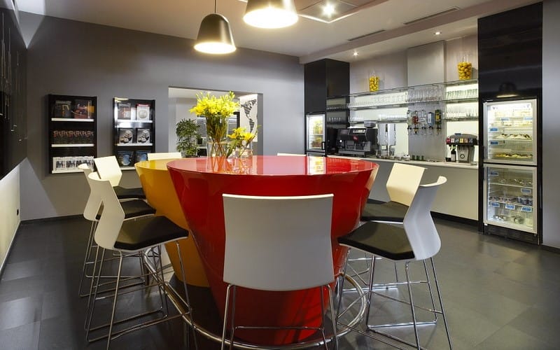 Lounge Review: MasterCard Lounge - PRG (TEMPORARY LOCATION ...