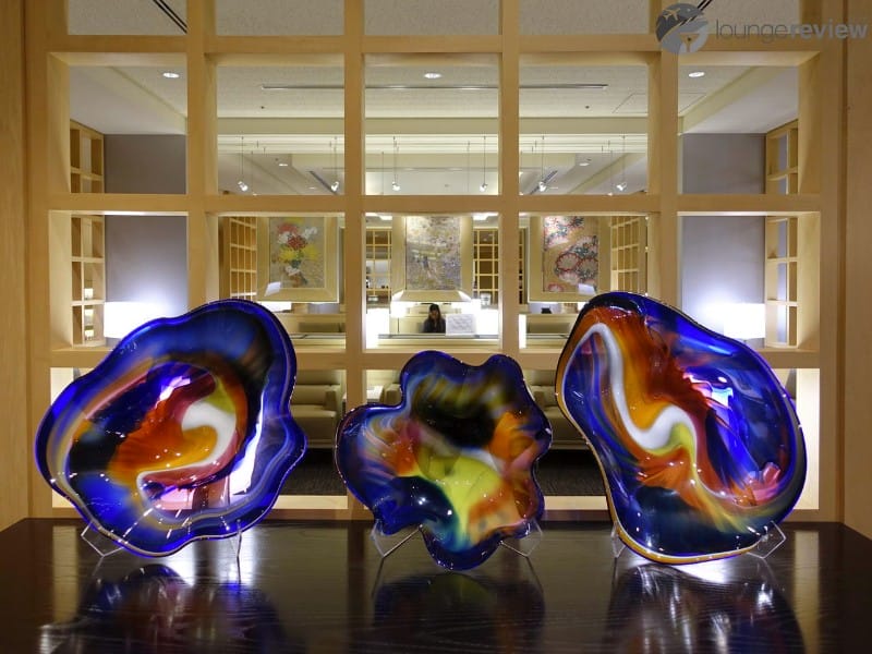 Lounge Review: United Club - NRT - LoungeReview.com