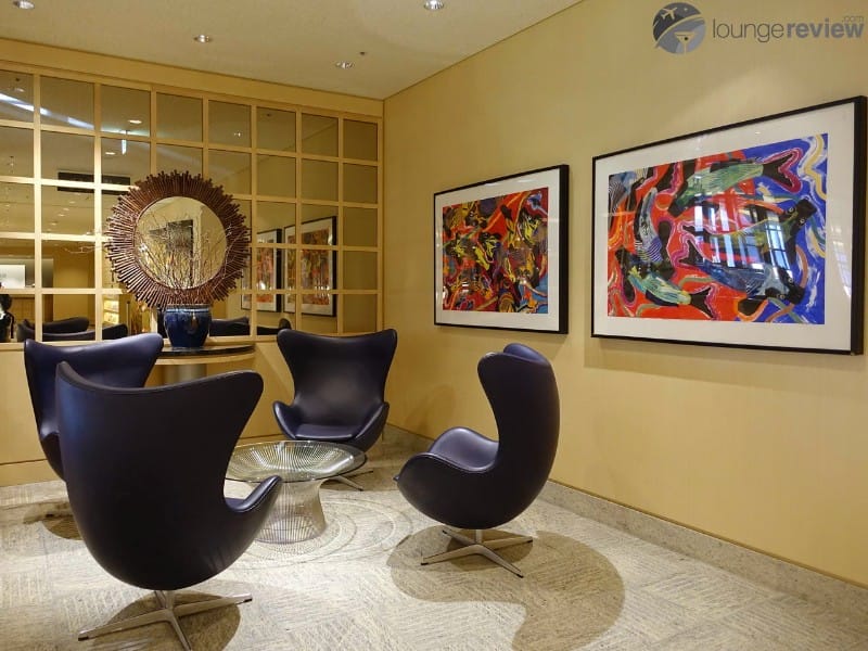 Lounge Review: United Club - NRT - LoungeReview.com