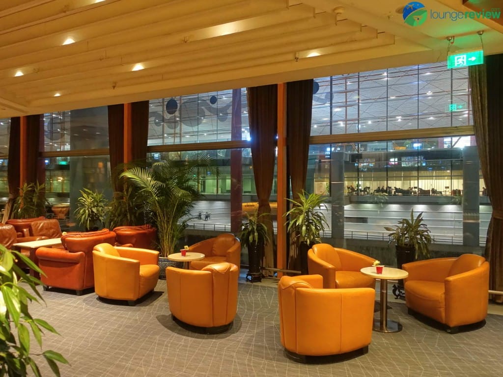 Lounge Review: Air China Transit Lounge - PEK T3C - LoungeReview.com