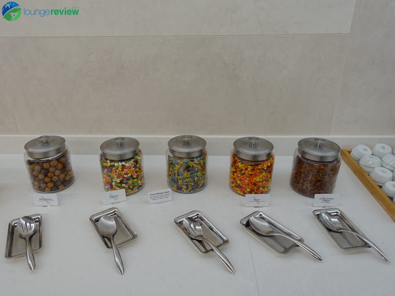 Lounge Review: American Airlines Flagship Lounge - ORD - LoungeReview.com