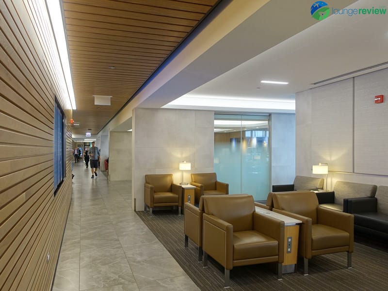 Lounge Review: American Airlines Flagship Lounge - ORD - LoungeReview.com
