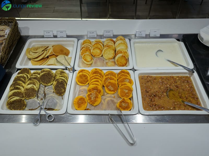 Lounge Review: Ahlein Premium Lounge - BEY - LoungeReview.com