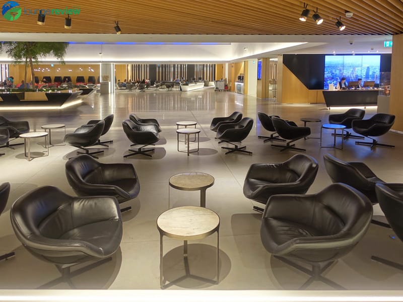 Lounge Review: MEA Cedar Lounge - BEY - LoungeReview.com