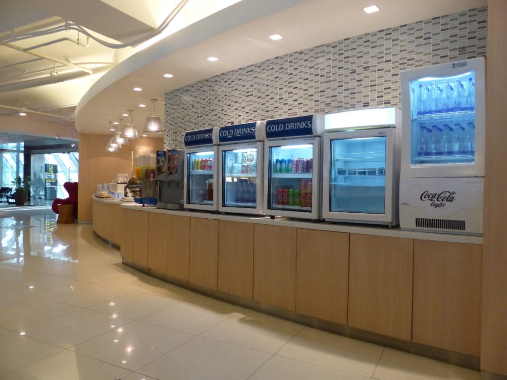 Lounge Review: Miracle Business Class Lounge - BKK Concourse G ...