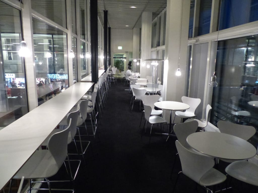Lounge Review: Carlsberg Aviator Lounge – CPH – LoungeReview.com