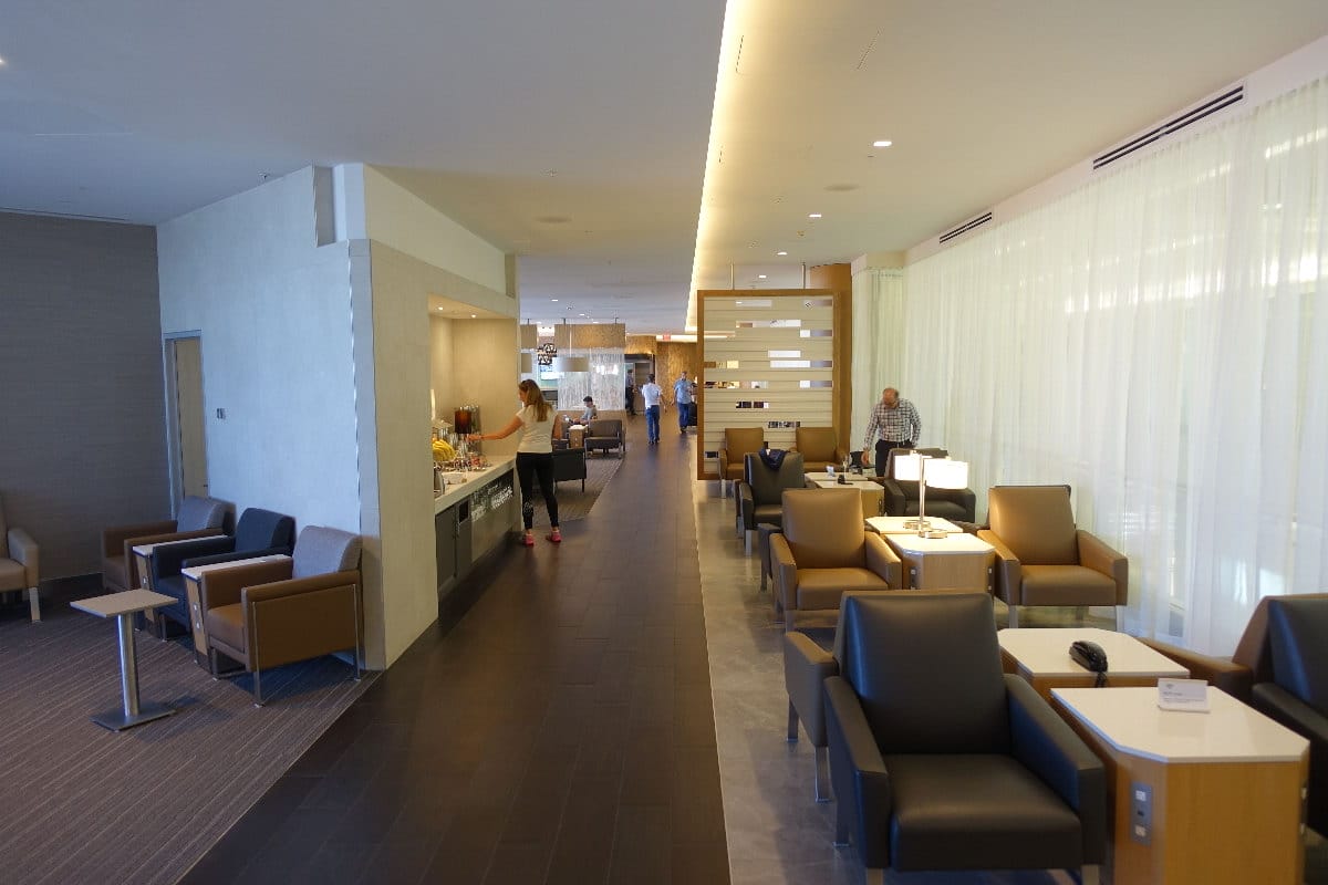 Lounge Review: American Airlines Flagship Lounge - MIA - LoungeReview.com