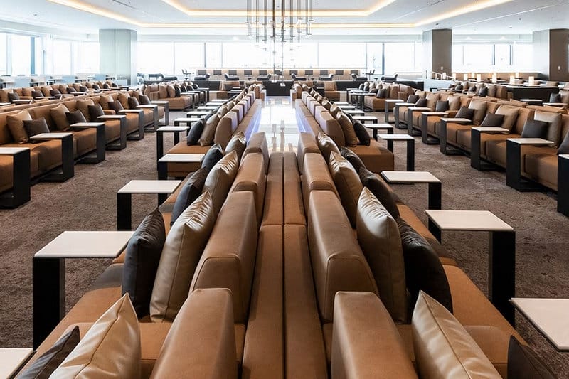 Lounge Review: ANA Lounge - HND Terminal 2 International - LoungeReview.com