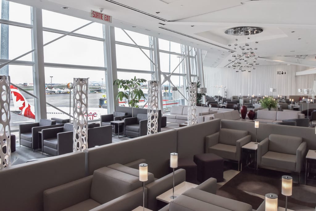 Lounge Review: National Bank Lounge - YUL - LoungeReview.com