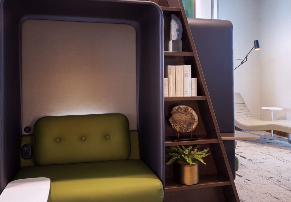 Lounge Review: The Club CLT - CLT - LoungeReview.com