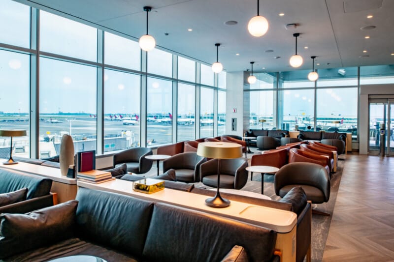 Worldwide airport lounge guide: reviews, amenities, bookings ...