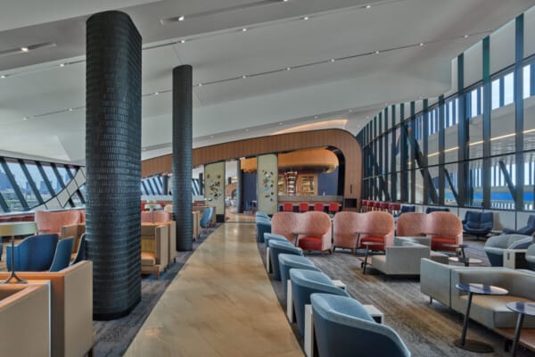 Lounge Review: Delta Sky Club - BOS Terminal E - LoungeReview.com
