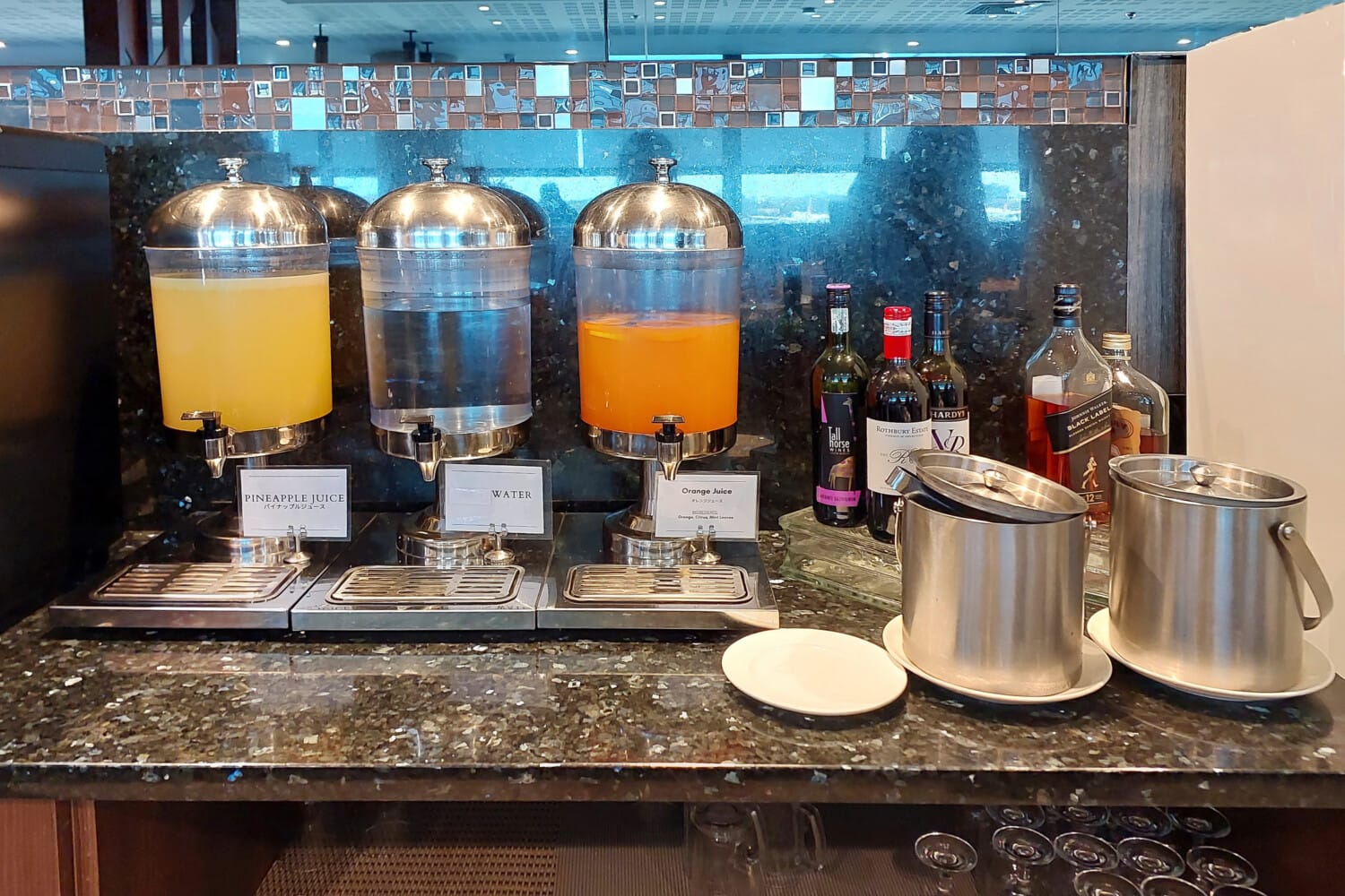 Lounge Review: PAGSS Premium Lounge - MNL Terminal 3 International ...