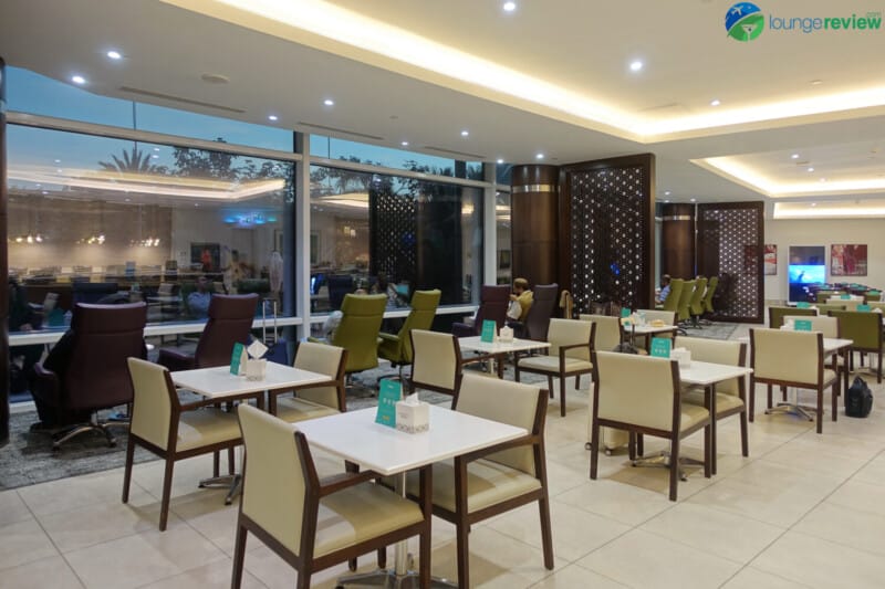 Lounge Review: flynas naSmiles Lounge operated by Hayyak Lounge – JED ...