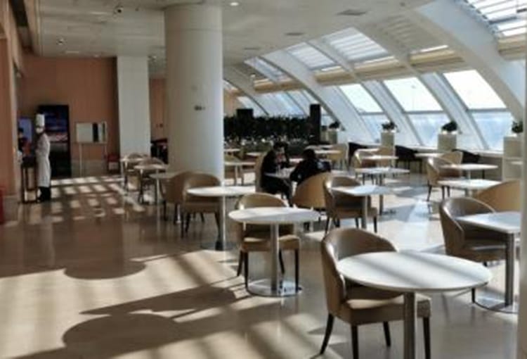 Lounge Review: V2 China Eastern VIP Lounge - PEK - LoungeReview.com