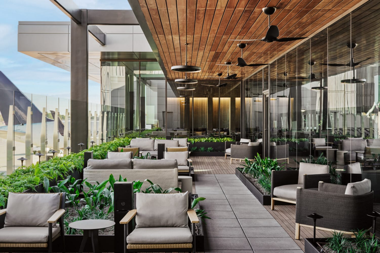 Amex unveils largest Centurion Lounge ever at Atlanta airport ...