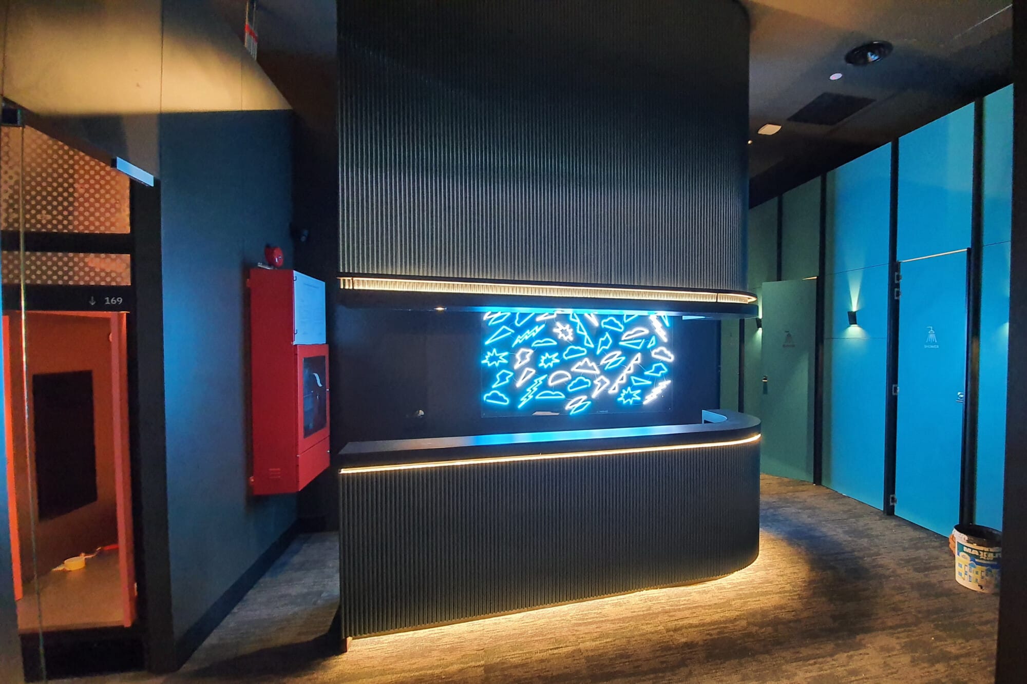 Lounge Review: Capsule Transit - KUL Terminal 2 Airside - LoungeReview.com