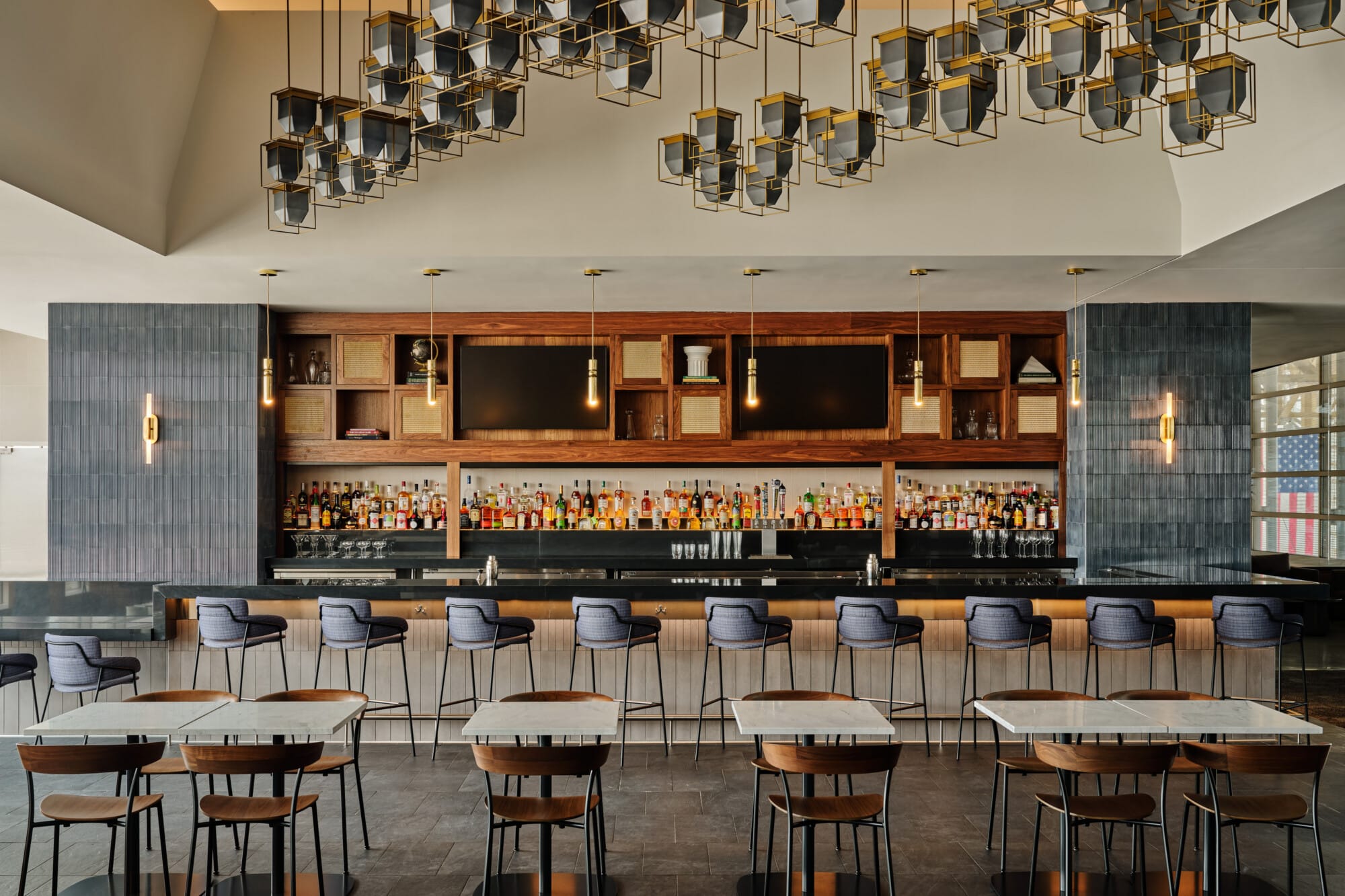 Lounge Review: American Express The Centurion Lounge - DCA ...