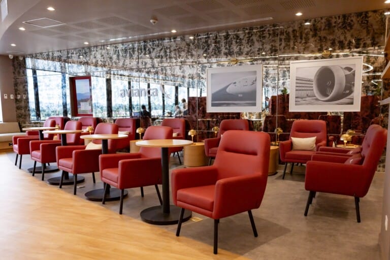 Lounge Review: Avianca VIP Lounge Diamond - MDE - LoungeReview.com