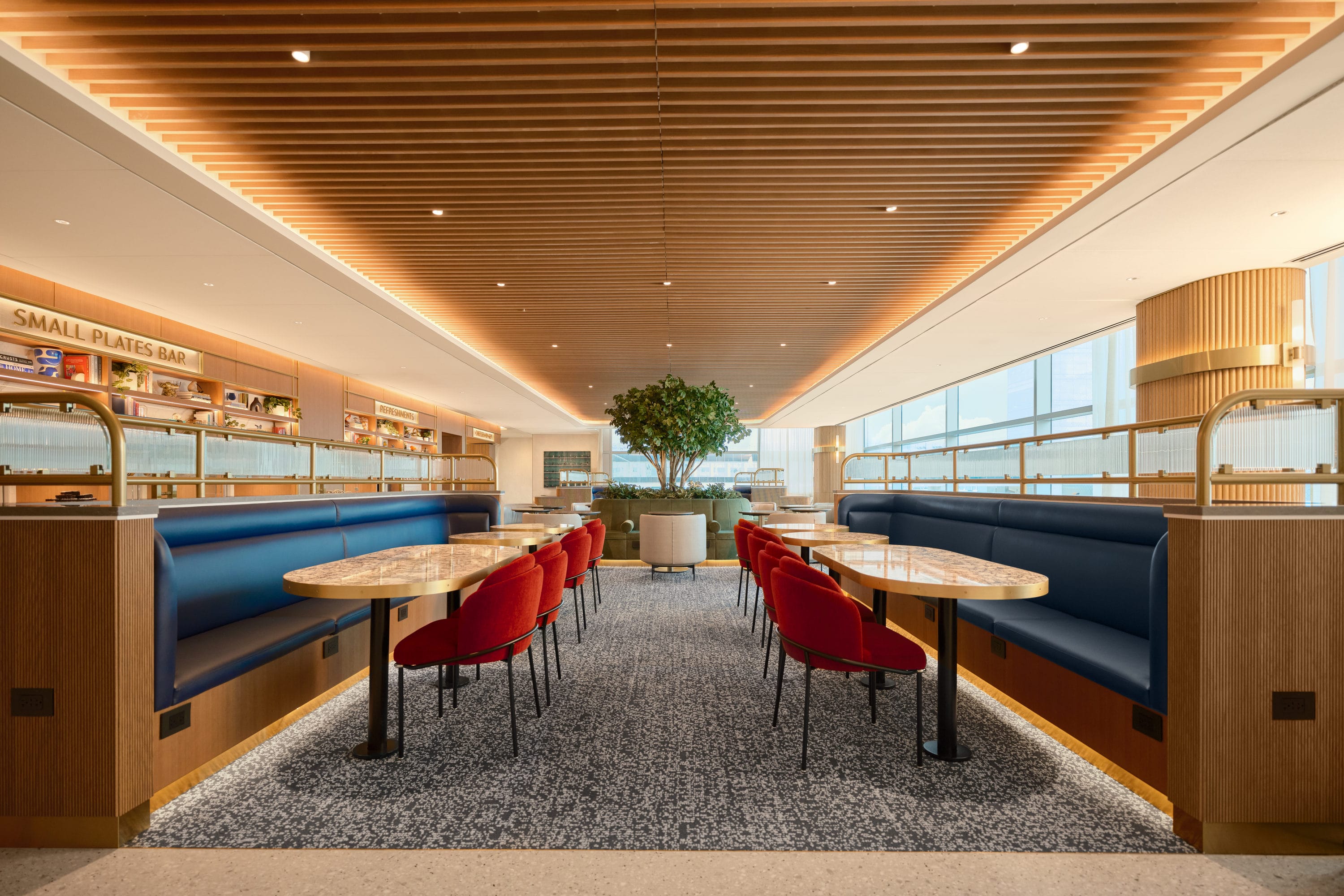 Lounge Review: Capital One Lounge - JFK - LoungeReview.com