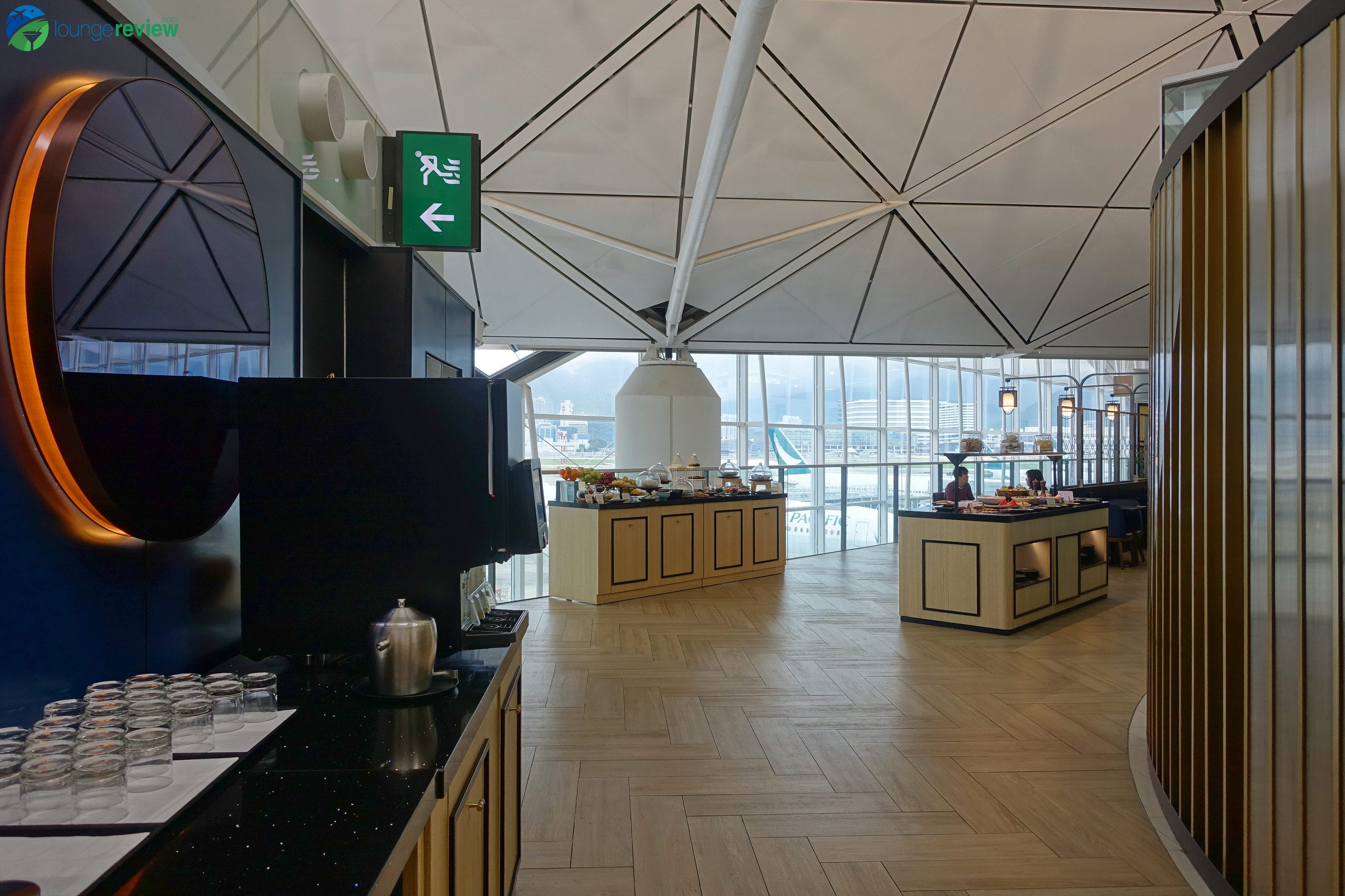 Lounge Review: Chase Sapphire Lounge by The Club - HKG - LoungeReview.com